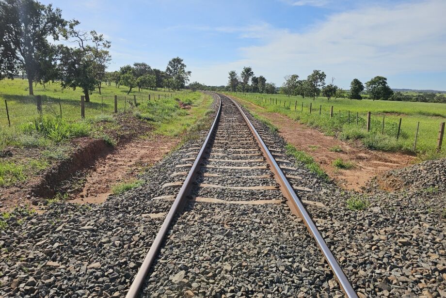 Após 27 anos, MS volta a ter obra para nova ferrovia – Bulhões Digital
